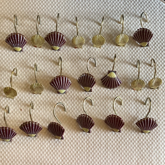 sea shell hooks | Bath | Sea Shells Ceramic And Gold Steel Shower ...